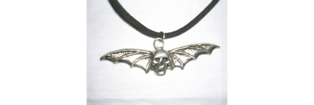 Human SKULL With Huge SPINY Vampire BAT Wings Cast Pewter Pendant on ...