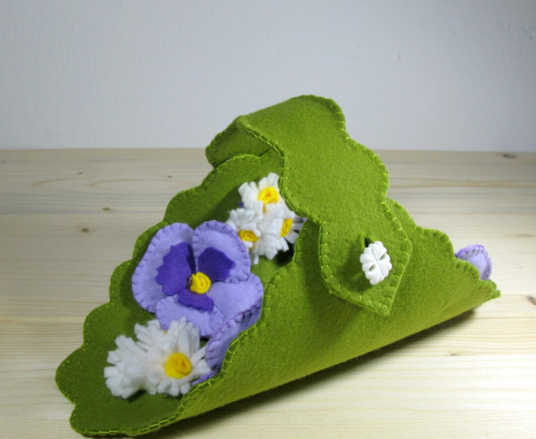 Spring Flowers Pattern - Easter Decor- - Felt Flowers - Felt Basket ...