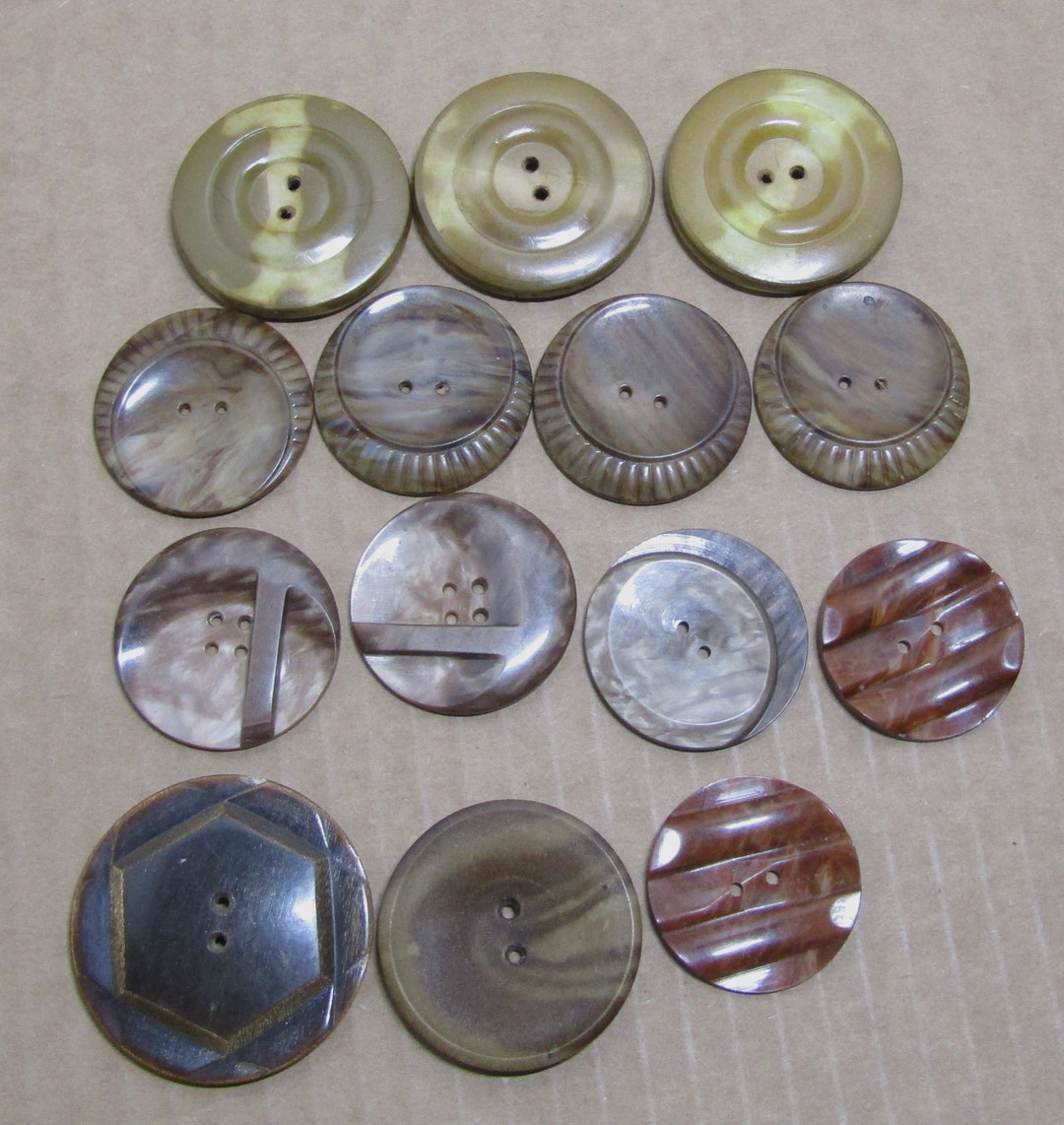 Lot of 14 Vintage Buttons Assorted Sizes and Brown Colors Lot #2 - Etsy