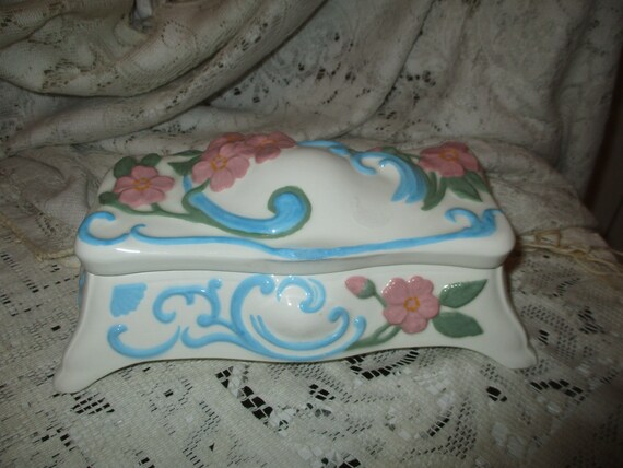 art nouveau ceramic hand painted box - Gem