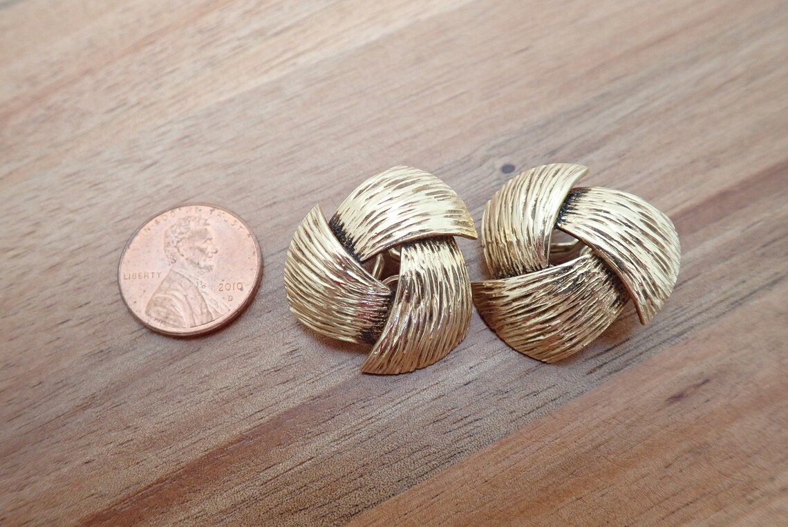 14K Solid Gold Clip on Earrings Yellow Gold Vintage - Etsy