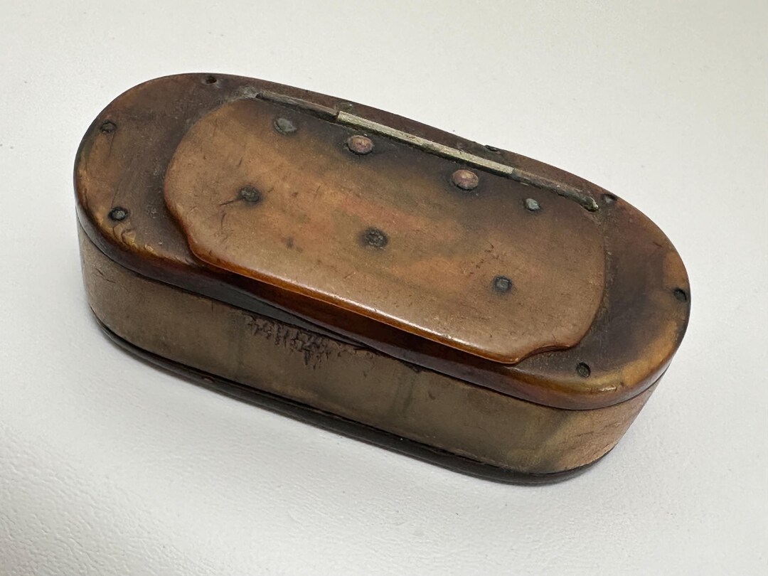 Antique Horn Snuff Box Flip up Lid European Hinged Snuff Box Family ...