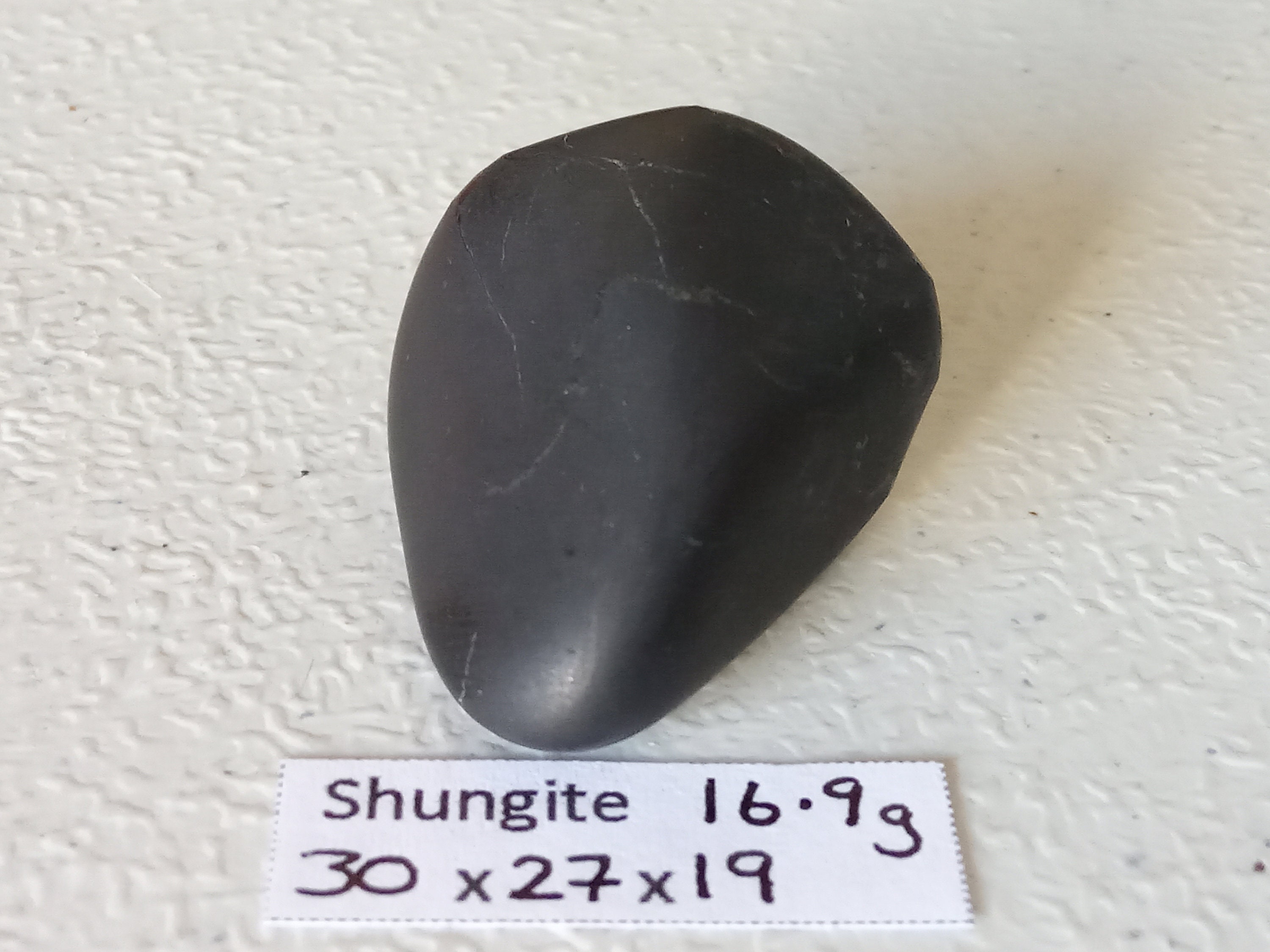 16.9g RUSSIAN Shungite / Shungita Tumbled Polished Healing | Etsy