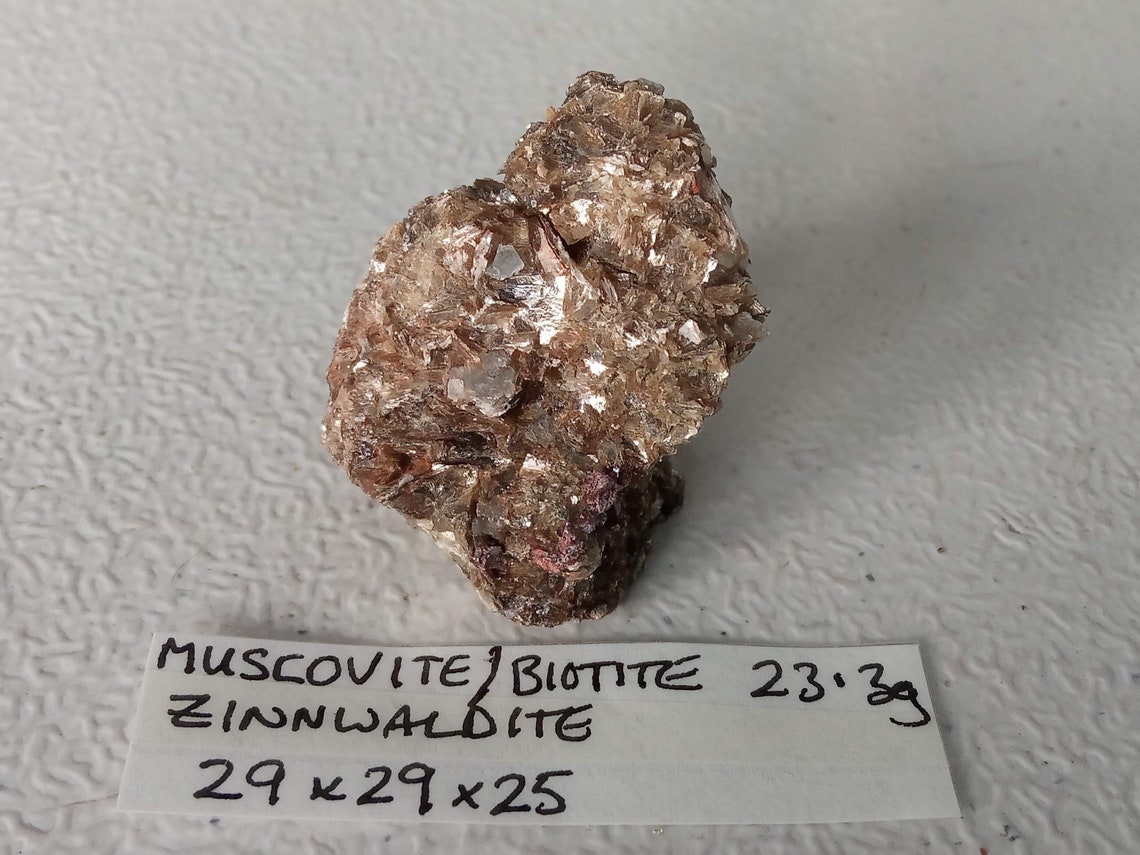 23.2g Natural Rough Biotite & Zinnwaldite Mica / Moscovite - Etsy UK