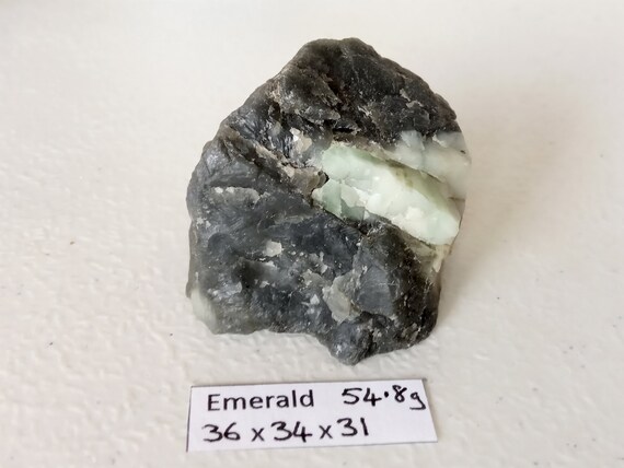 54.8g Natural Green Emerald / ESMERALDA in BIOTITE /SCHIST | Etsy