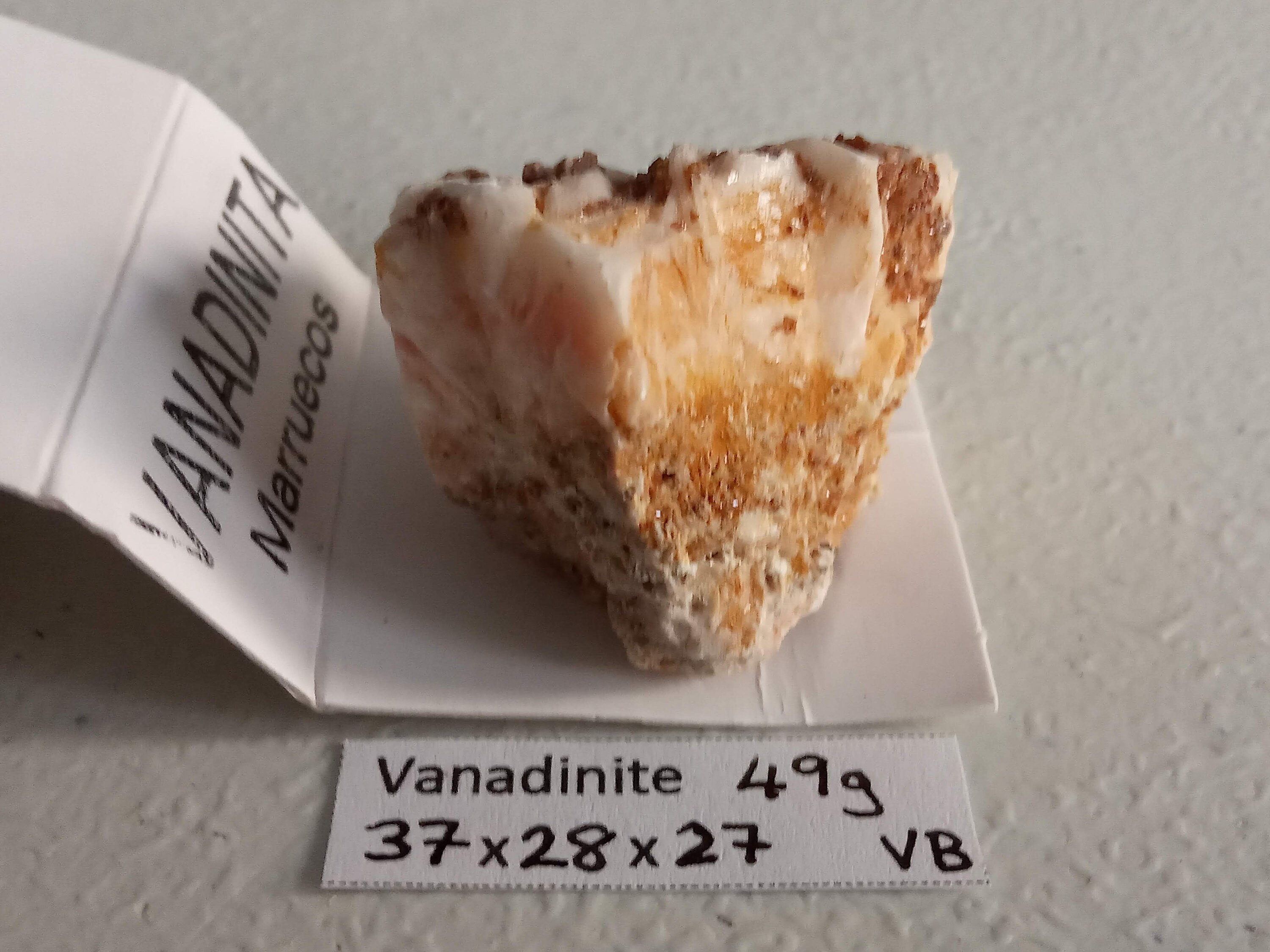 49g Natural Red / Brown Vanadinite / Vanadinta / Barite - Etsy Canada