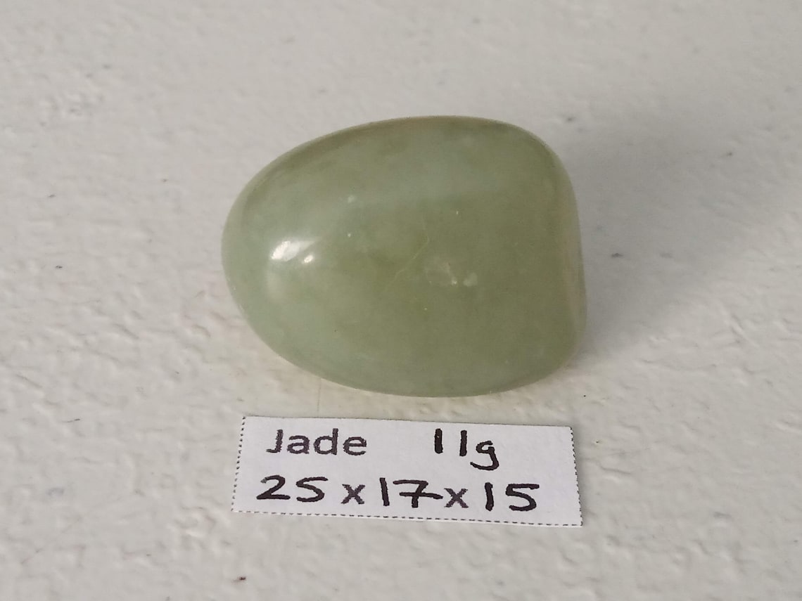 11g Natural Green NEPHRITE Jade / jadeite Quartz Tumbled Stone | Etsy