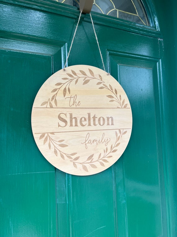 Custom Wood Family Sign Personalized Door Hanger Circle - Etsy