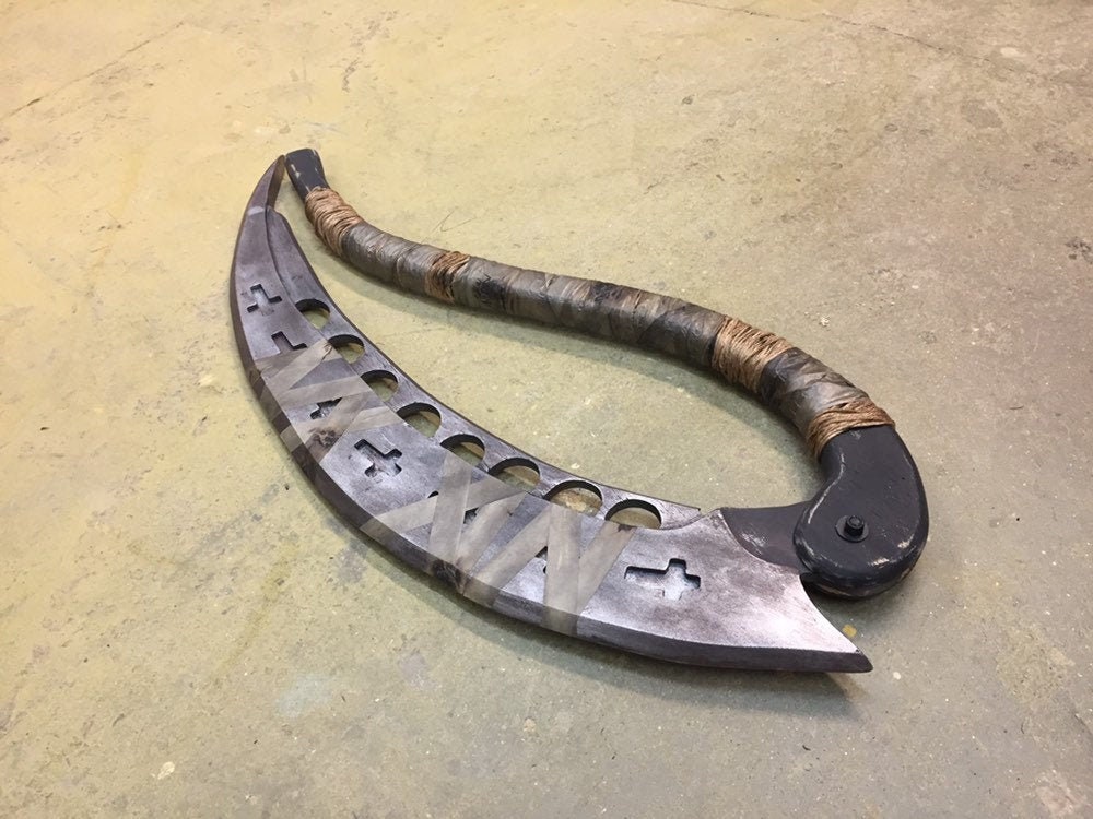 Bloodborne: Beasthunter Saif - Etsy