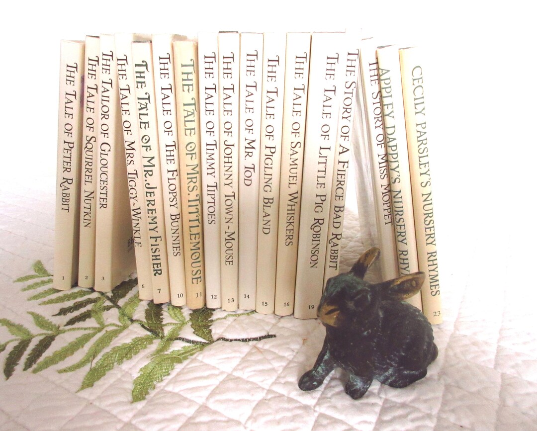 Vintage Beatrix Potter Set of 17 Mini Books Published by F. Warner and ...