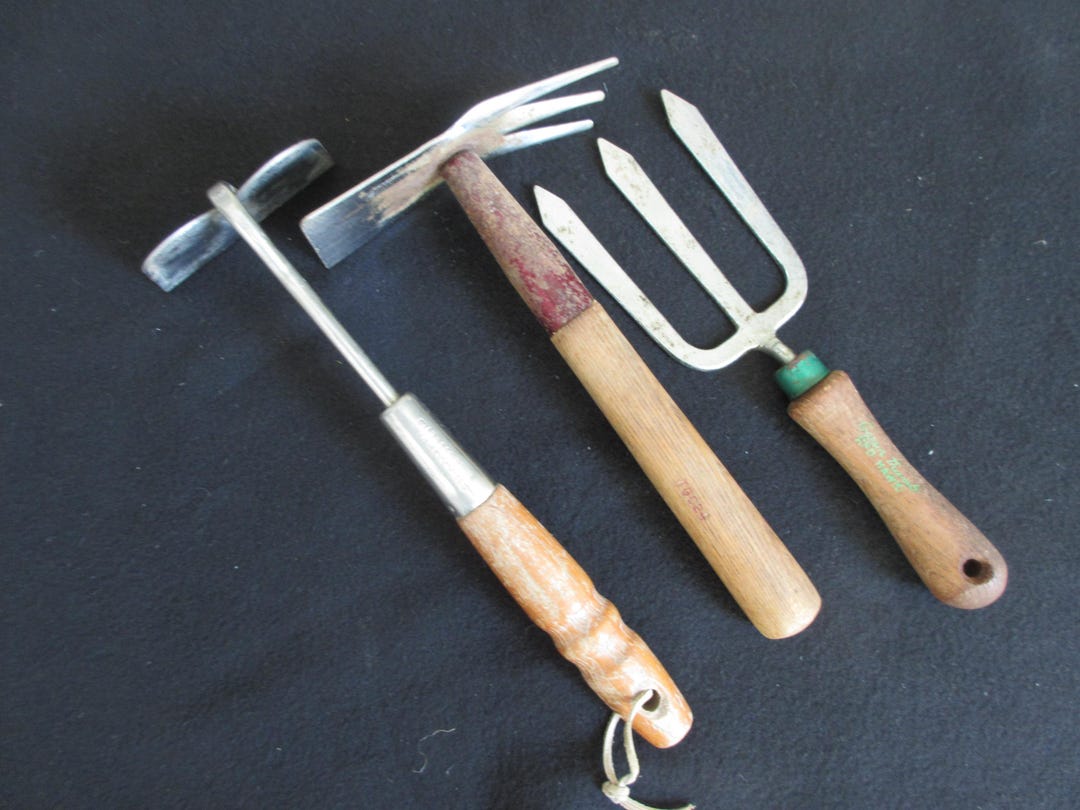 Vintage Garden Tools Metal Hand Tool Garden Implements Garden Fork ...