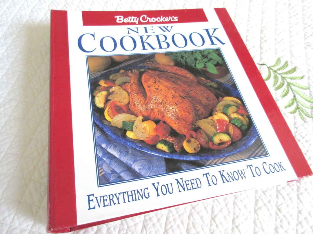 Vintage Betty Crocker's New Cookbook Facsimile Edition 1996 Red and ...