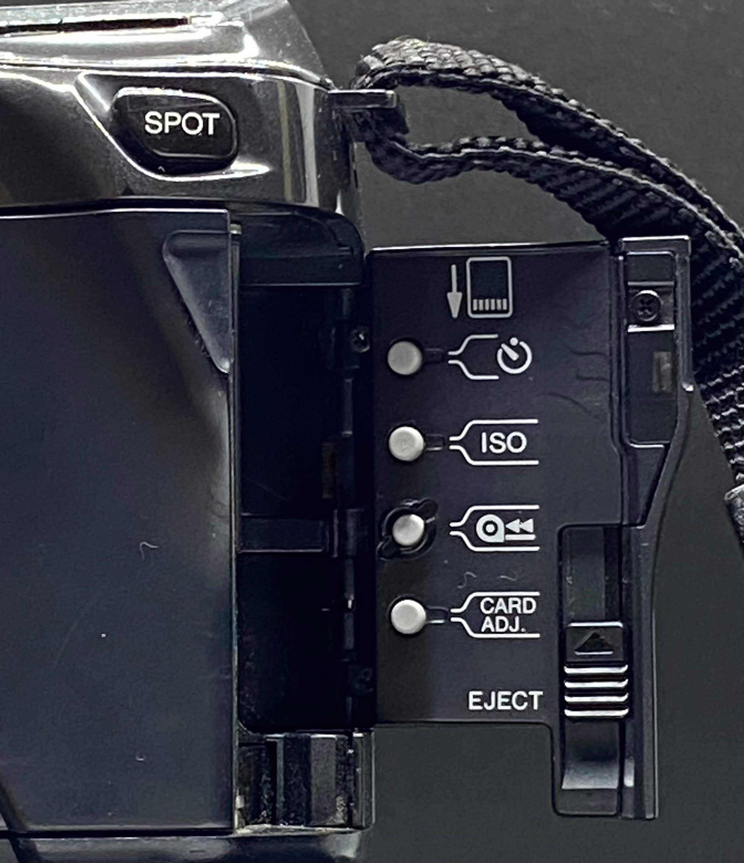 Minolta Maxxum 8000i 35mm Auto Focus, Multi-mode Programmable Camera ...