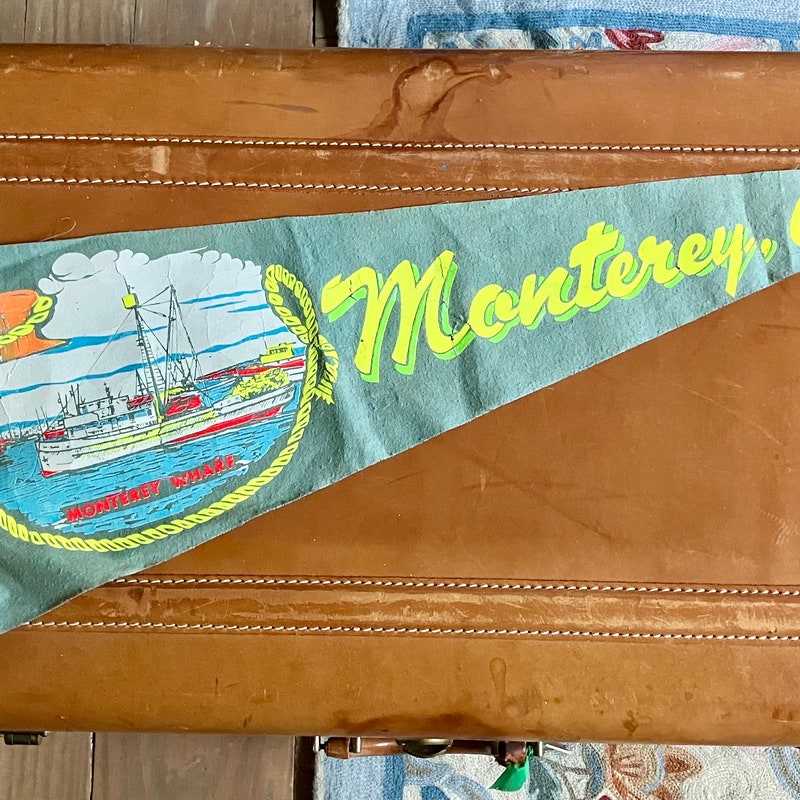 California Pennant - Etsy