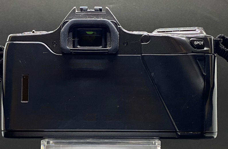 Minolta Maxxum 8000i 35mm Auto Focus, Multi-mode Programmable Camera ...