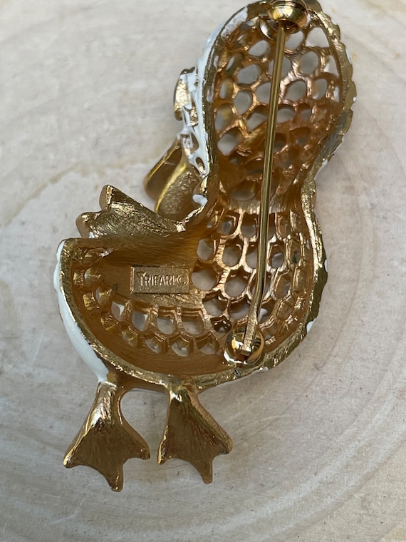 Crown White Vintage TRIFARI 1960s Duck Brooch/Pin - Gem