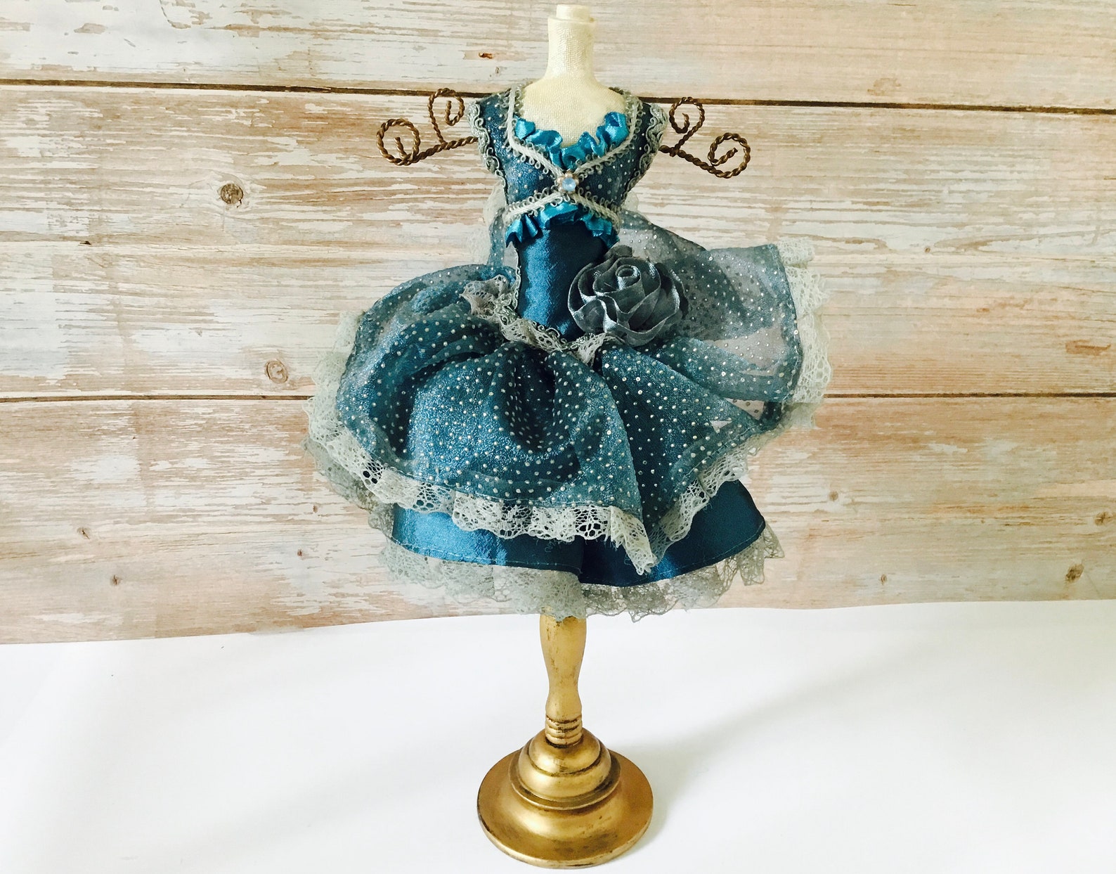 Coquette Vintage Victorian Mannequin Jewelry Display Stand Dress Holder ...