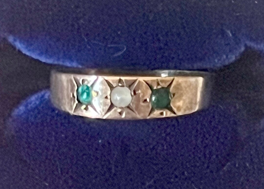 Antique Gold Tiny Baby Ring With Three Stones in Starburst Setting - Etsy
