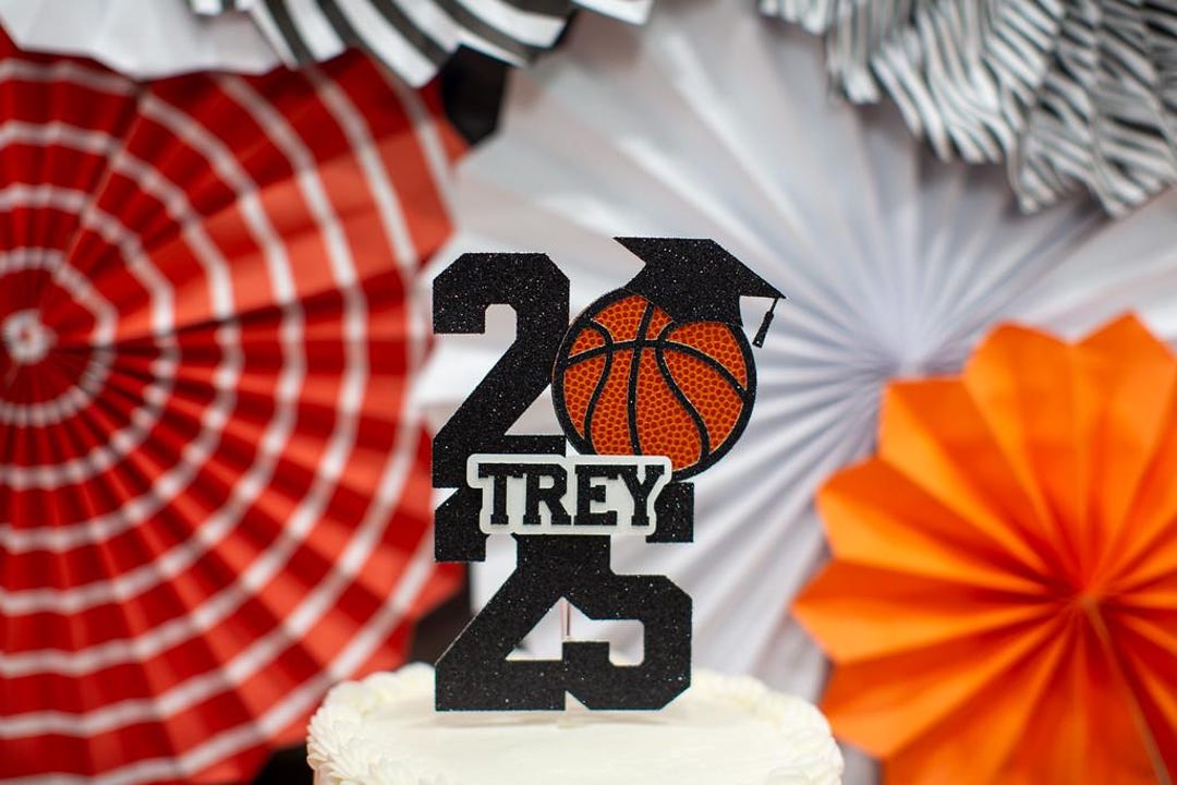 Basketball Graduation Party Decorations. Basketball Graduation Cake ...