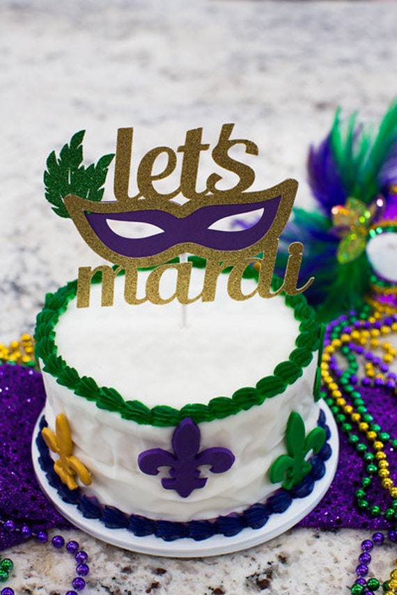 Mardi Gras Theme Cakes King Cake With Cinnamon And Cream Cheese