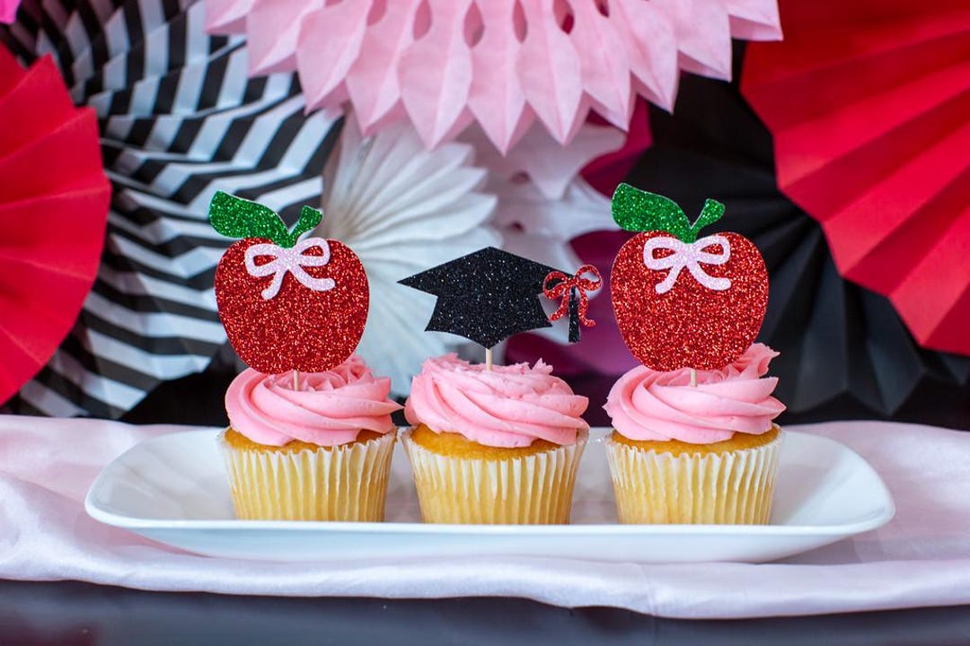 Apple Graduation Party Decorations. Teacher Graduation Party ...
