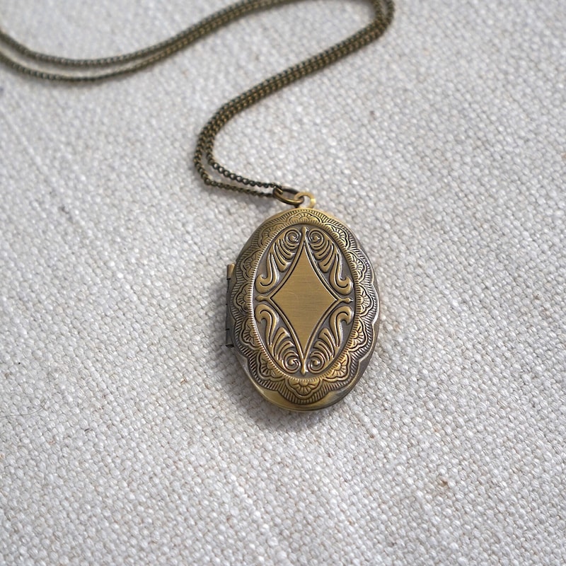 Irish Locket - Etsy