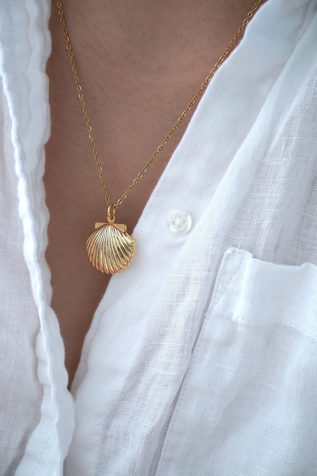 Seashell Gold Locket Necklace - Gold Locket Necklace With Photos ...