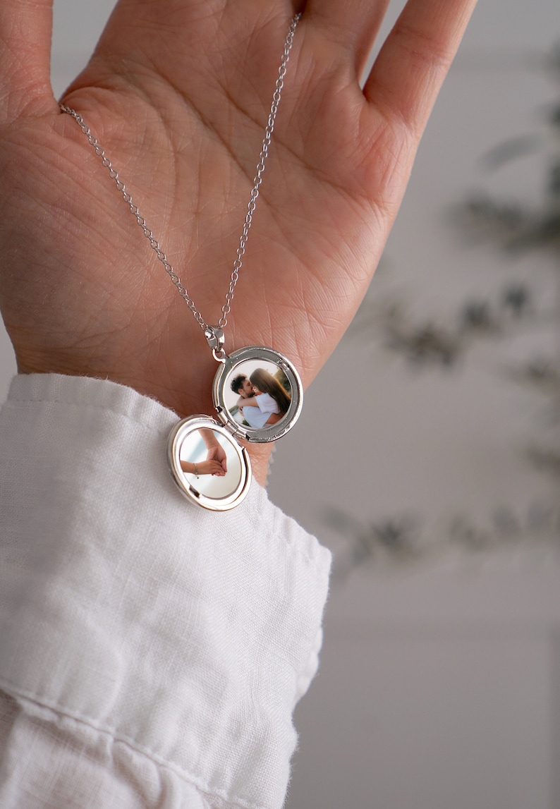 Custom Photo Locket Necklace, Round Minimalist Floral Locket ...
