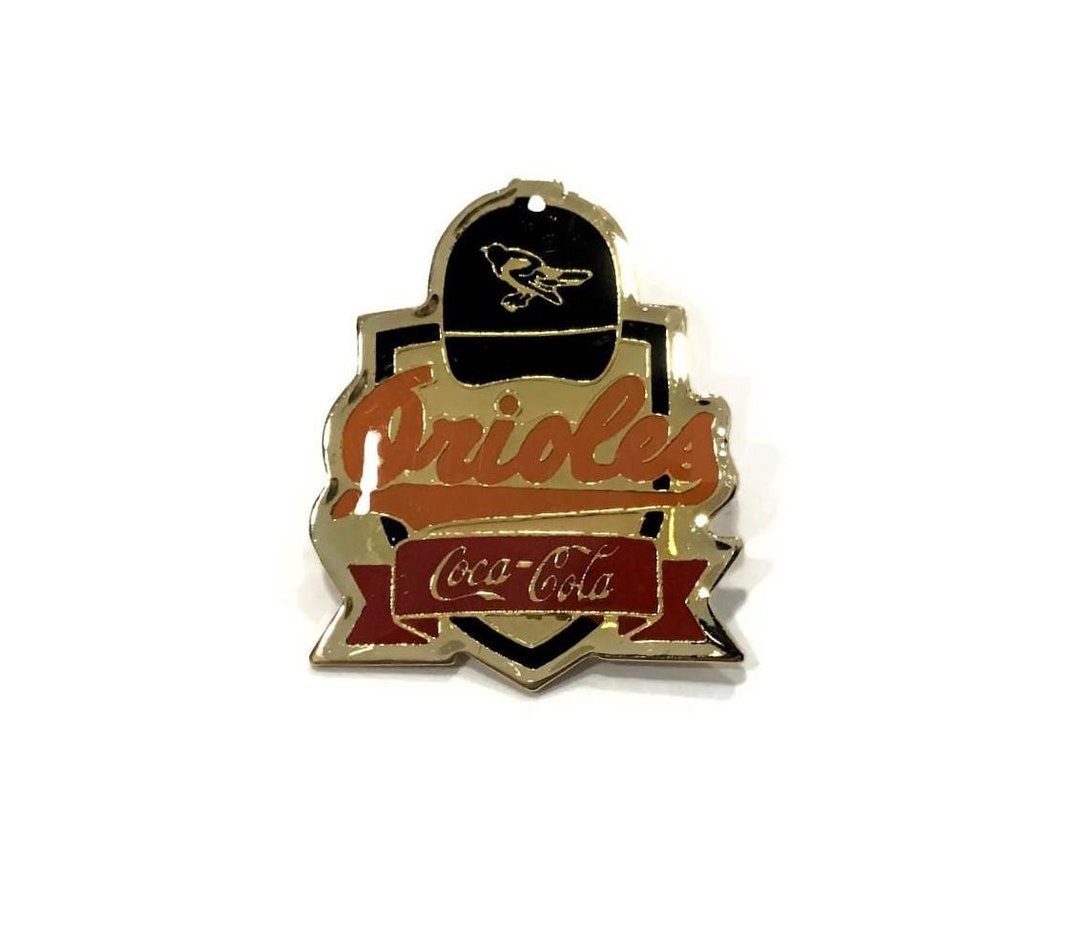 Vintage 1990 ORIOLES Pin backs Official MLB Baseball Peter David ...