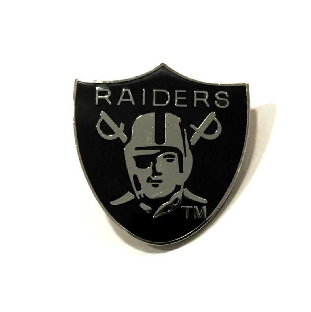 Vintage 2002 LA RAIDERS Pin +backs ~new~ Official NFL Football Peter ...