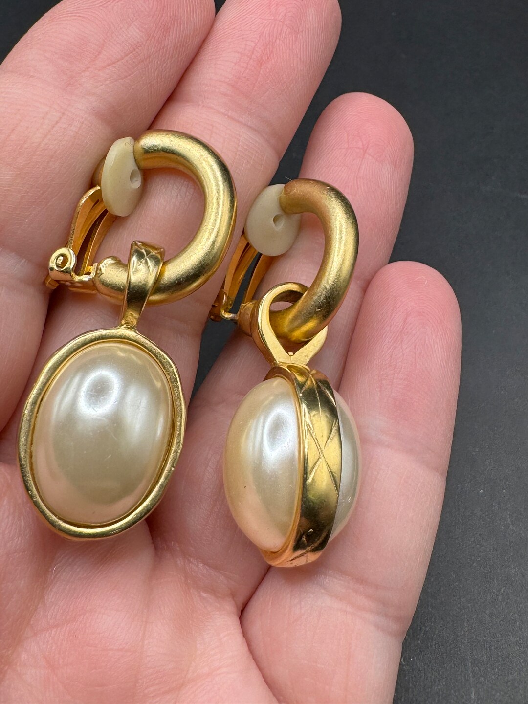 Vintage Erwin Pearl Clip on Earrings - Etsy