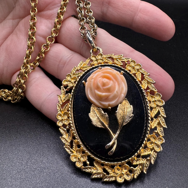 Vintage Avon Cameos - Etsy