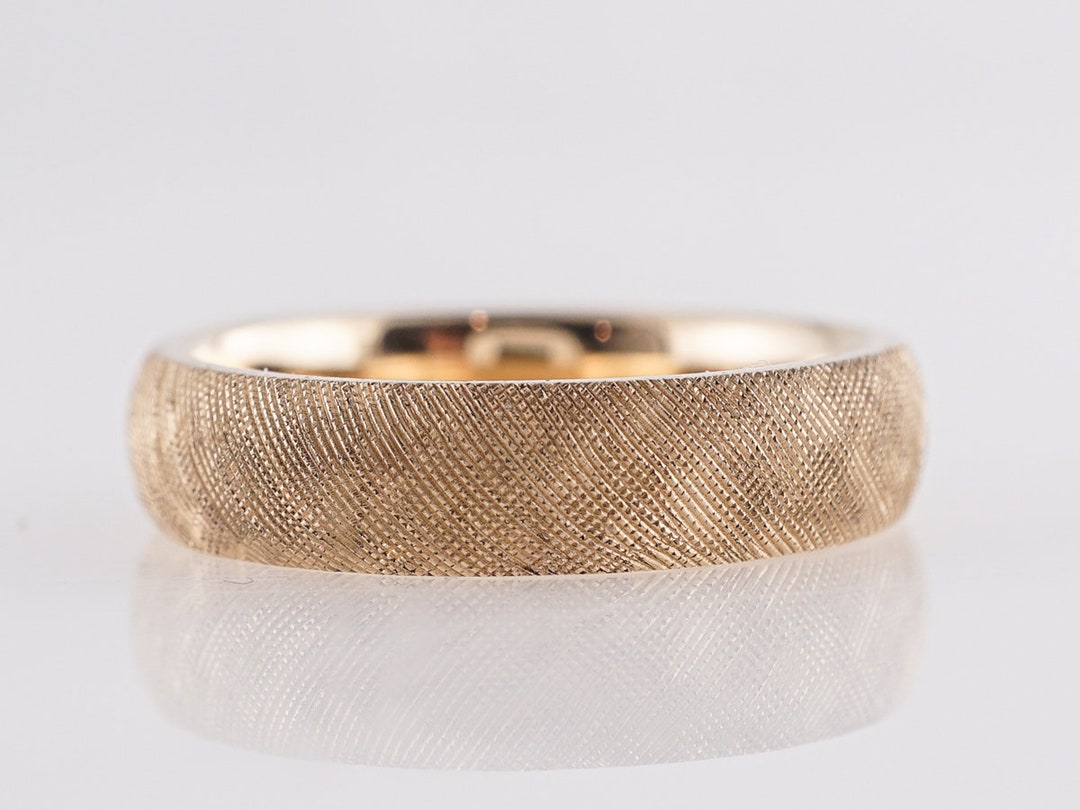 Florentine Finish Yellow Gold Wedding Band - Etsy