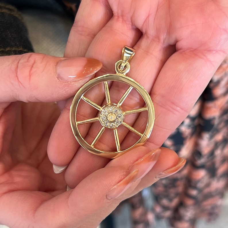 Vintage Diamond Wagon Wheel Pendant in 14k Yellow Gold - Etsy