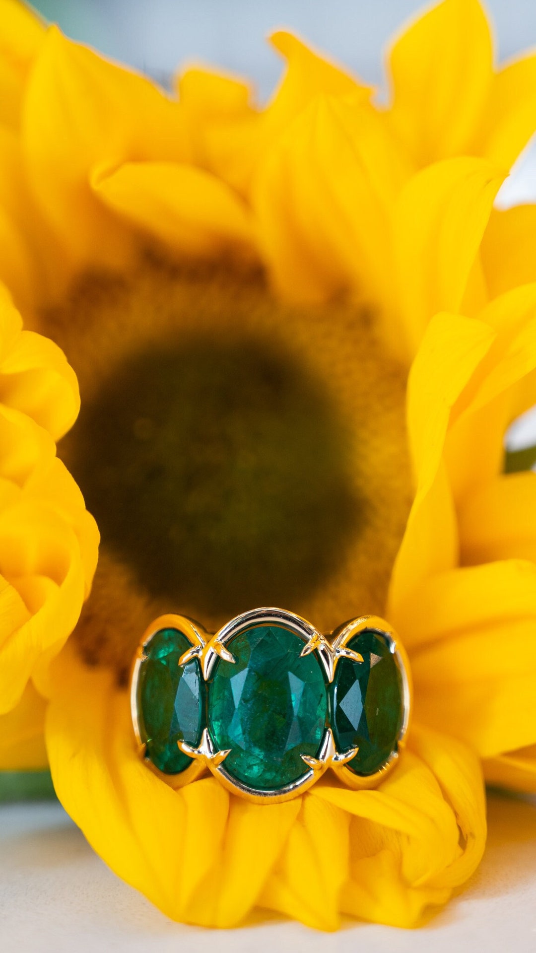 Oval Cut Emerald Right Hand Ring in 14k Yellow Gold - Etsy
