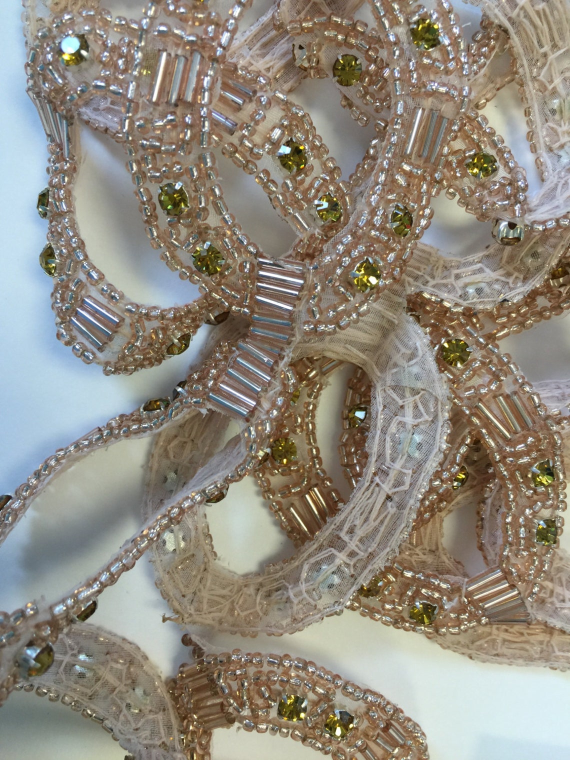 Beaded Circle With Rhinestone Sold by the Yard. Motif, Jewellery ...