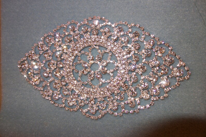 Oval Shape Rhinestone Appliqué - Rhinestone Embellishment. Made in ...