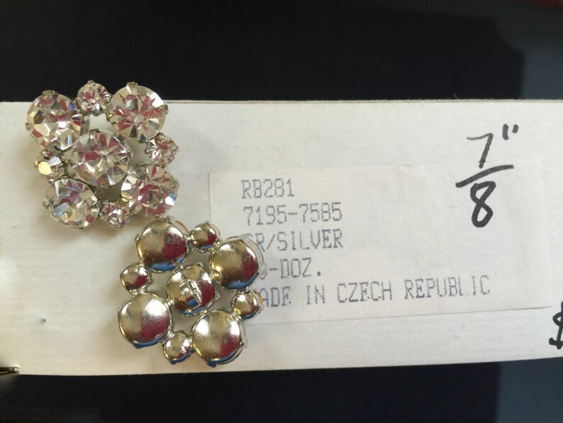 12 Czech Rhinestone Buttons. Made in Czech Republic. 7/8 Wide - Etsy