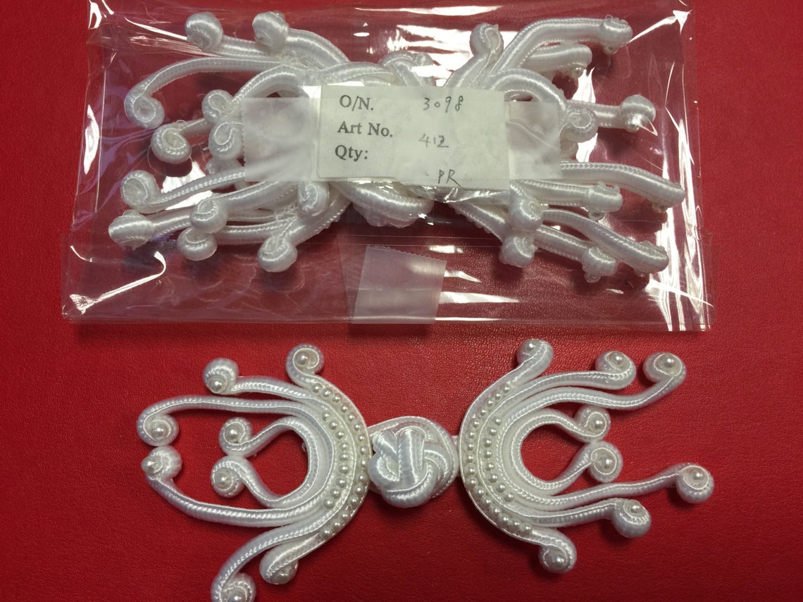 2 Pairs of White Pearl Frog Closure. Sewingfrog closure | Etsy