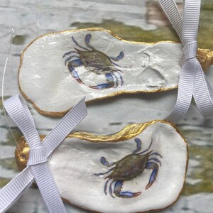 Handmade Oyster Shell | Blue Crab Design | Ornament - Etsy