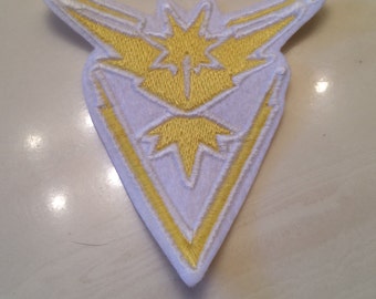 Team Instinct Patch - Etsy