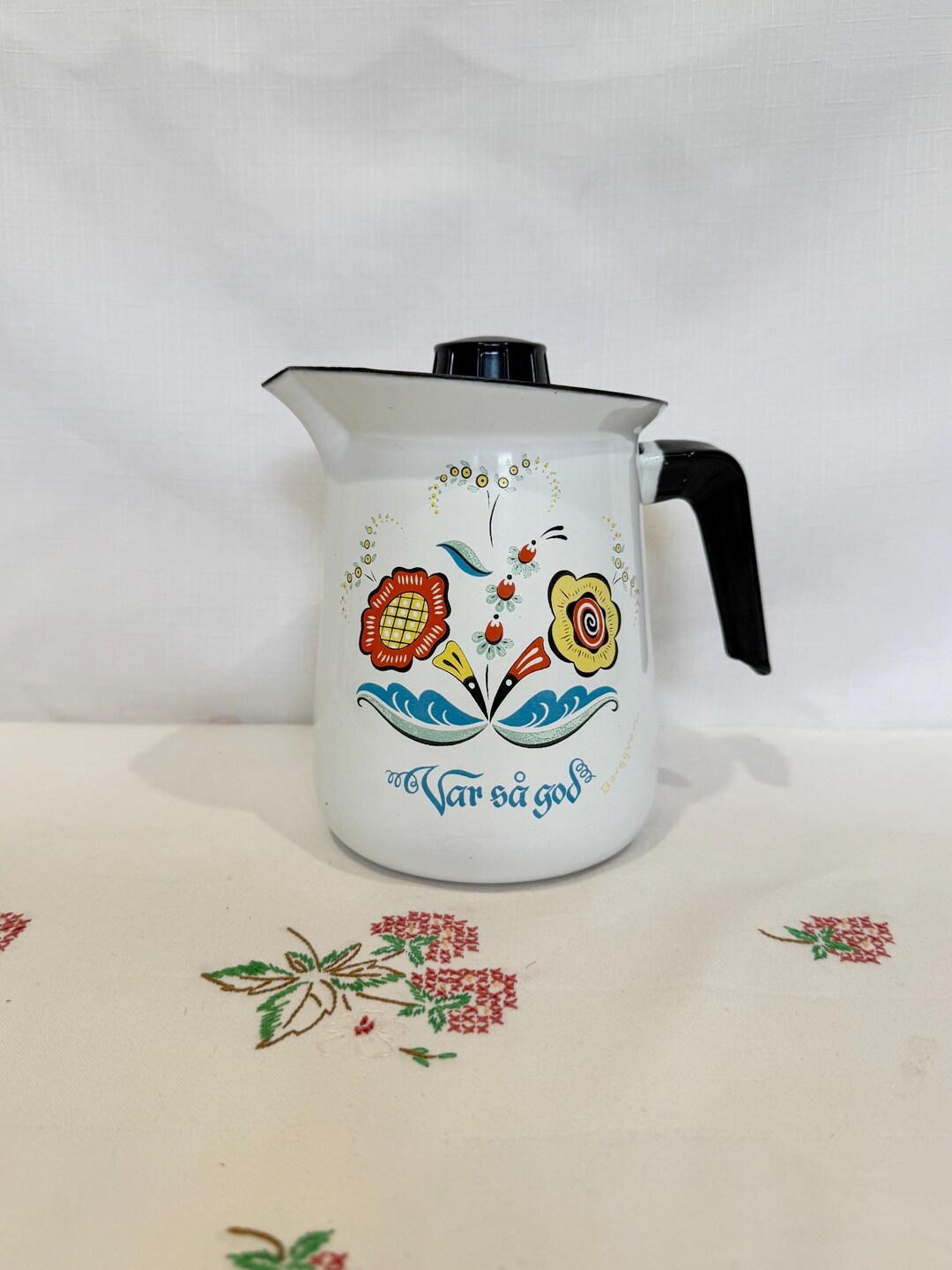 Vintage Enamelware Berggren Swedish Coffee Pot With Var Sa God. - Etsy