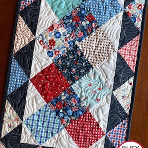 6 Sizes Jolie Quilt Pattern, PRINTED, 3 Runner Sizes and 3 Topper ...