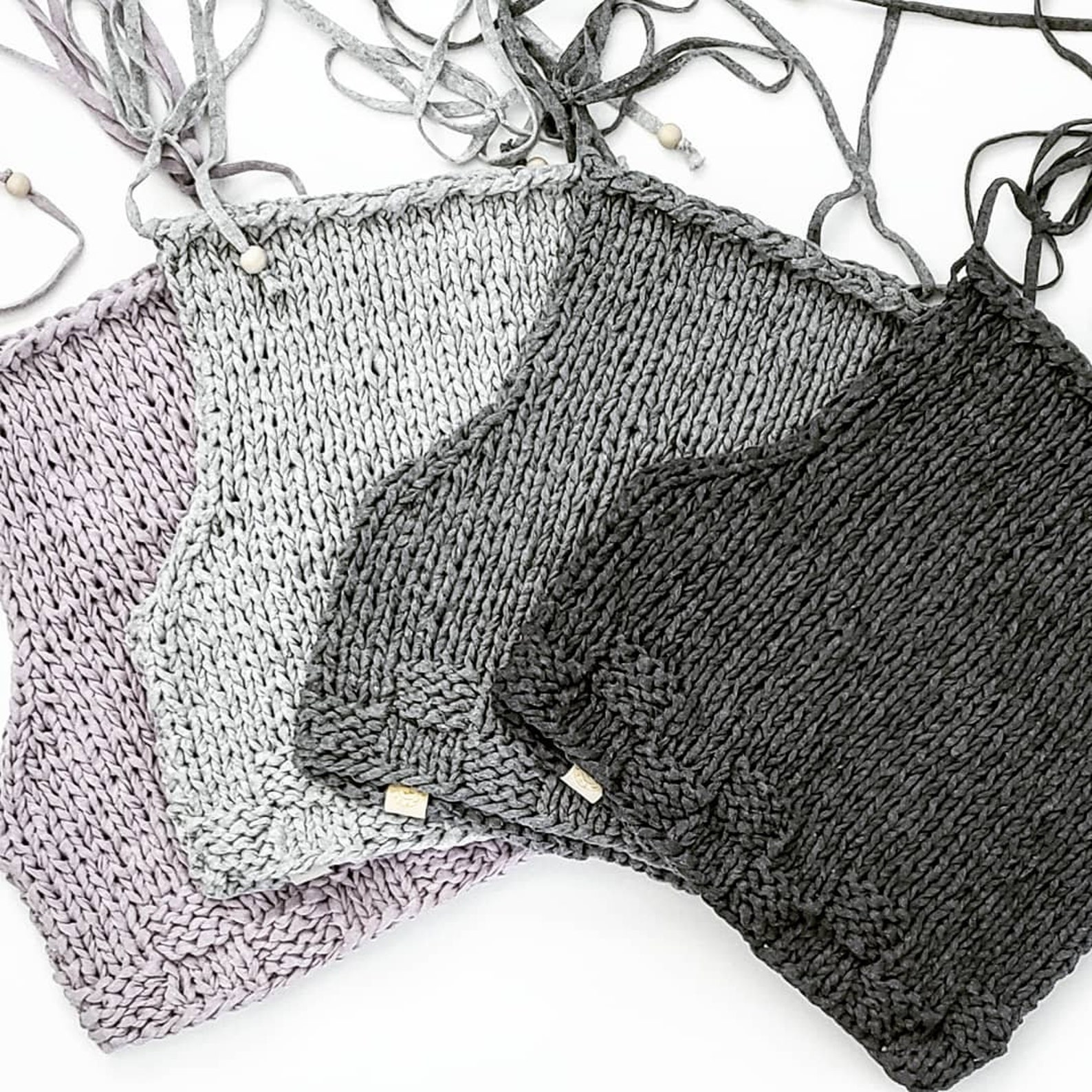 Knit Pattern for the Minimalist With A Twist Halter Top Easy - Etsy