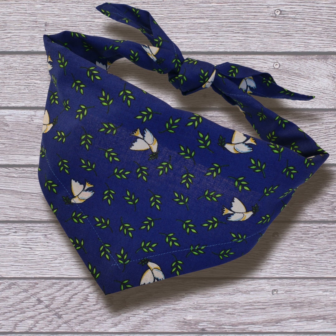 Doves of Peace Dog Bandana / Ukraine Peace Dog Accessories / Luxury ...