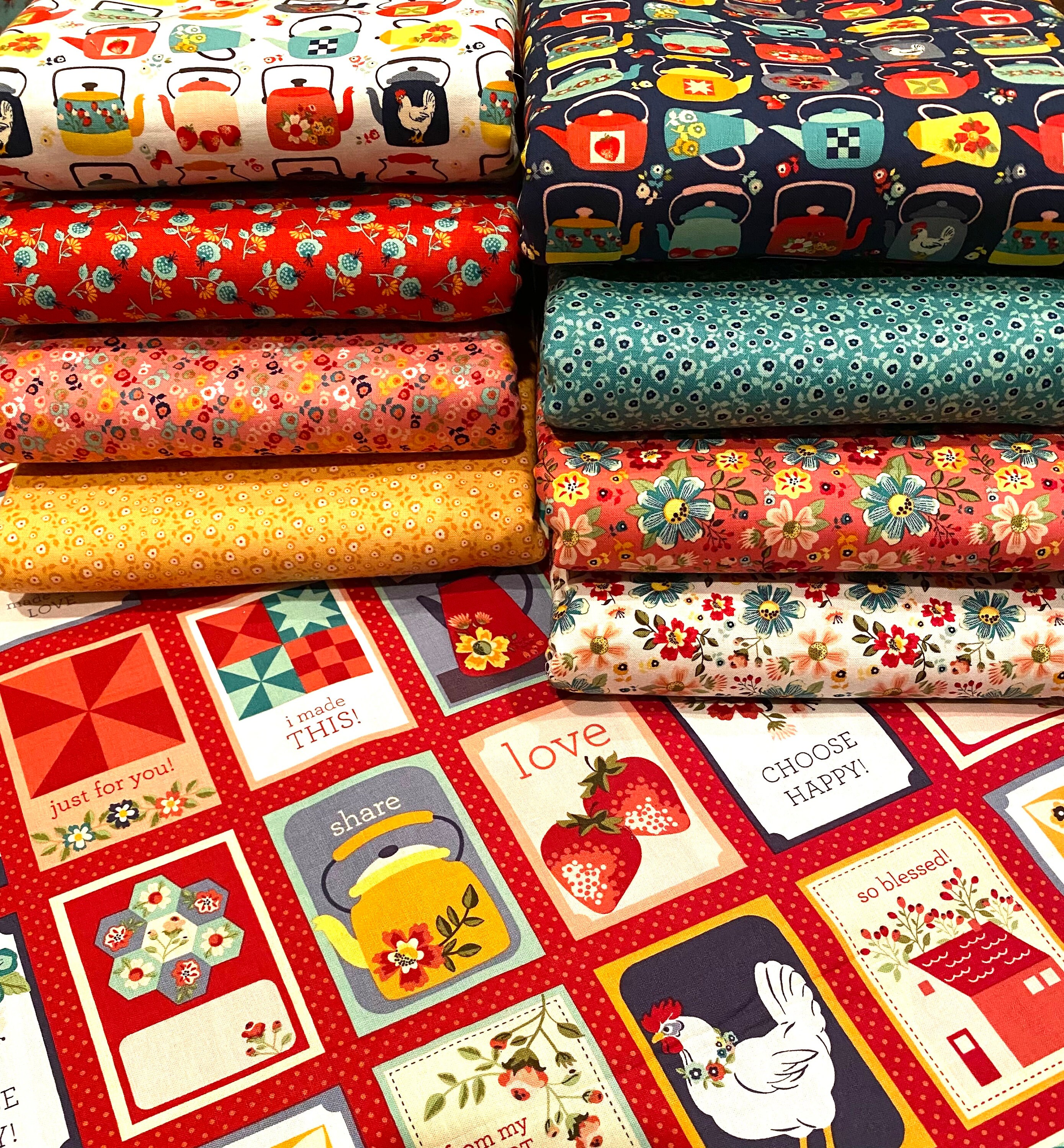 Poppie Cotton, Betsy’s Sewing Kit, Calico Kettles, BK22118, Natural ...