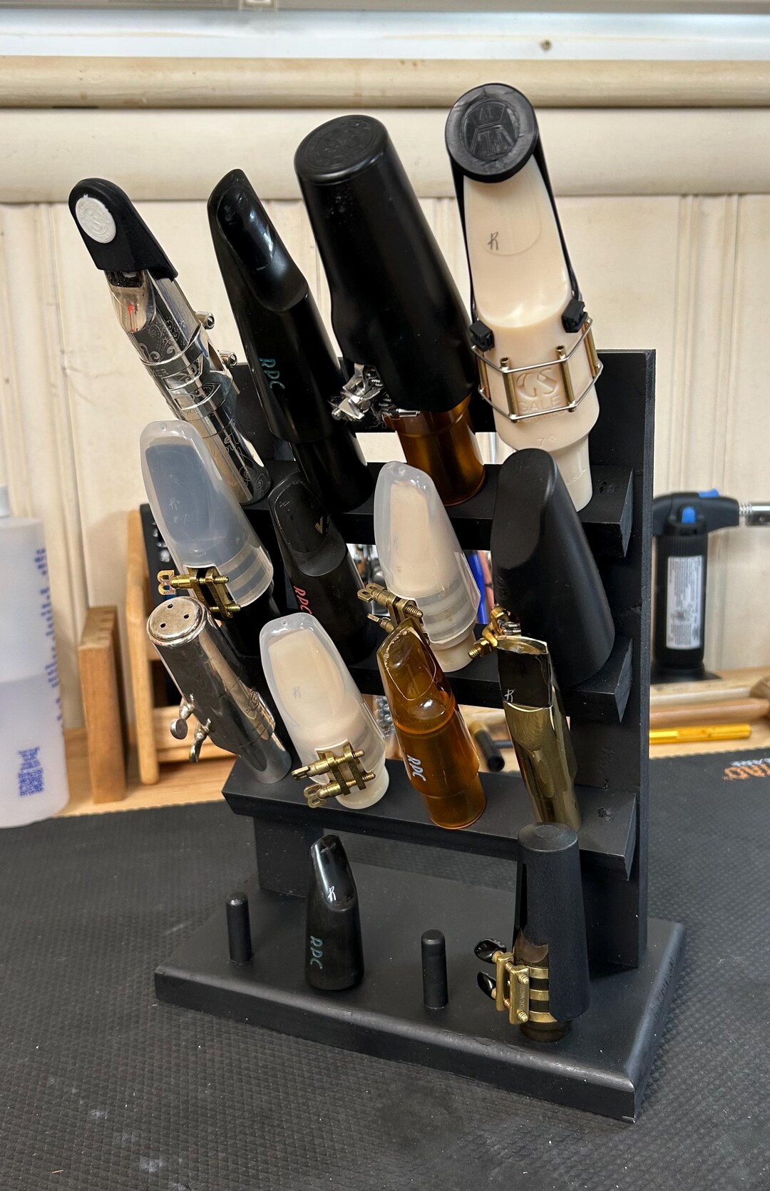 Saxaphone / Clarinet Mouthpiece Stand Holder / Display / Organizer 16 ...