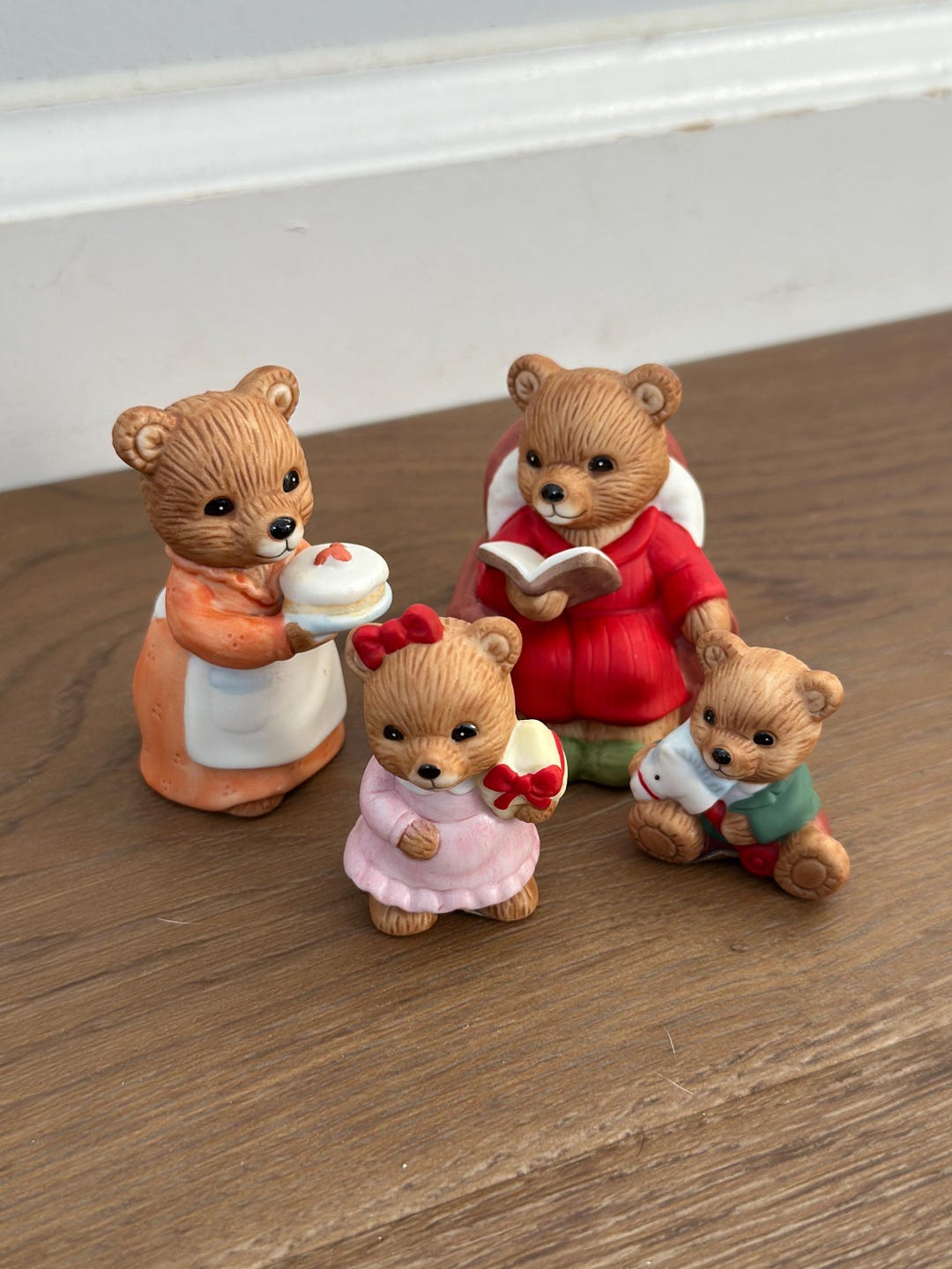 Vintage HOMCO Bear Family Figurines – Set of 4 (5302) – 1980s ...