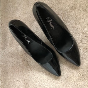 Vintage Style Pinup Inspired Pleaser “ Domina 420” Faux Leather Point ...