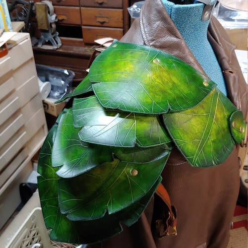 Elven Leaf Leather Pauldron Harness Elf Armor DK5107 - Etsy